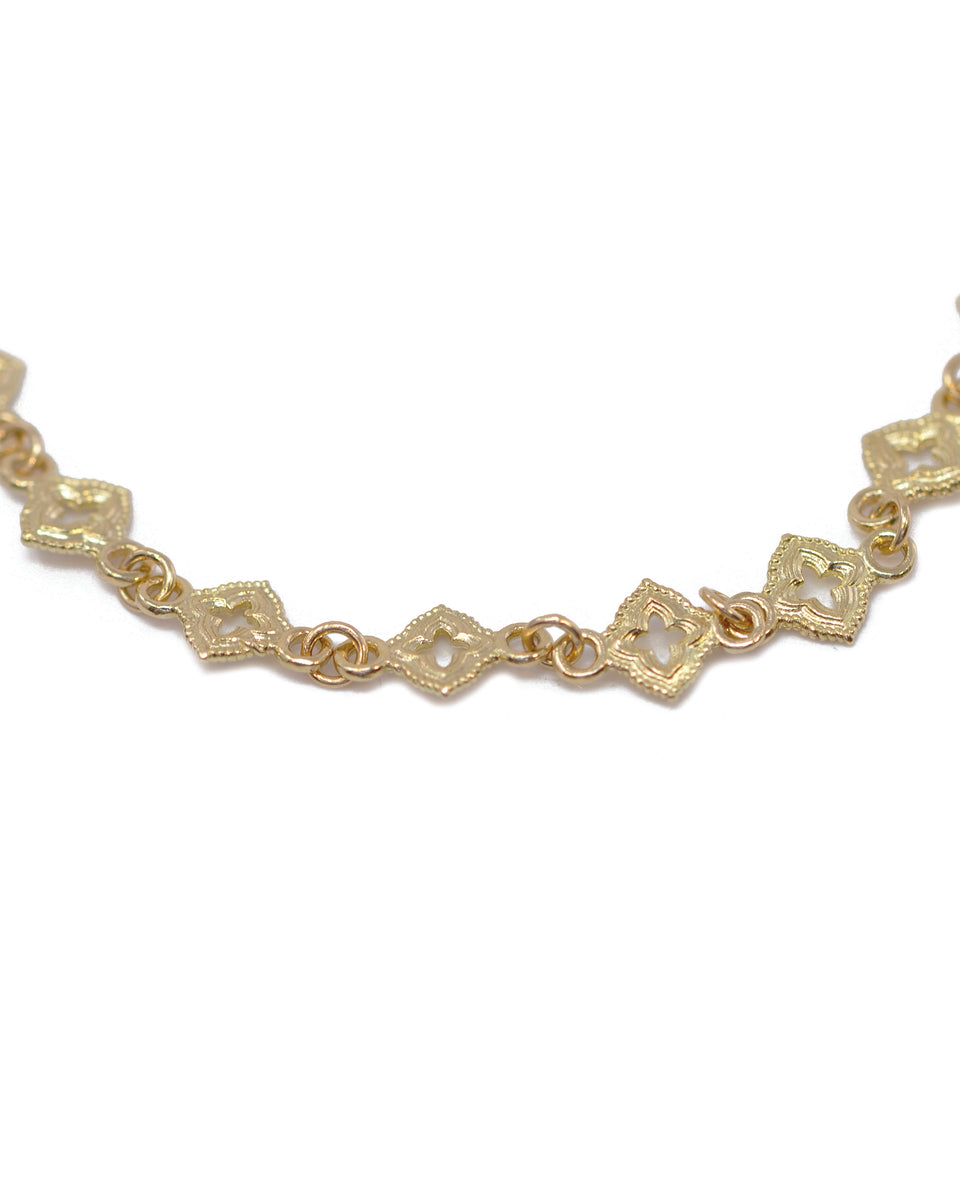GOLD OPEN SCROLL CHAIN BRACELET – Armenta Collection