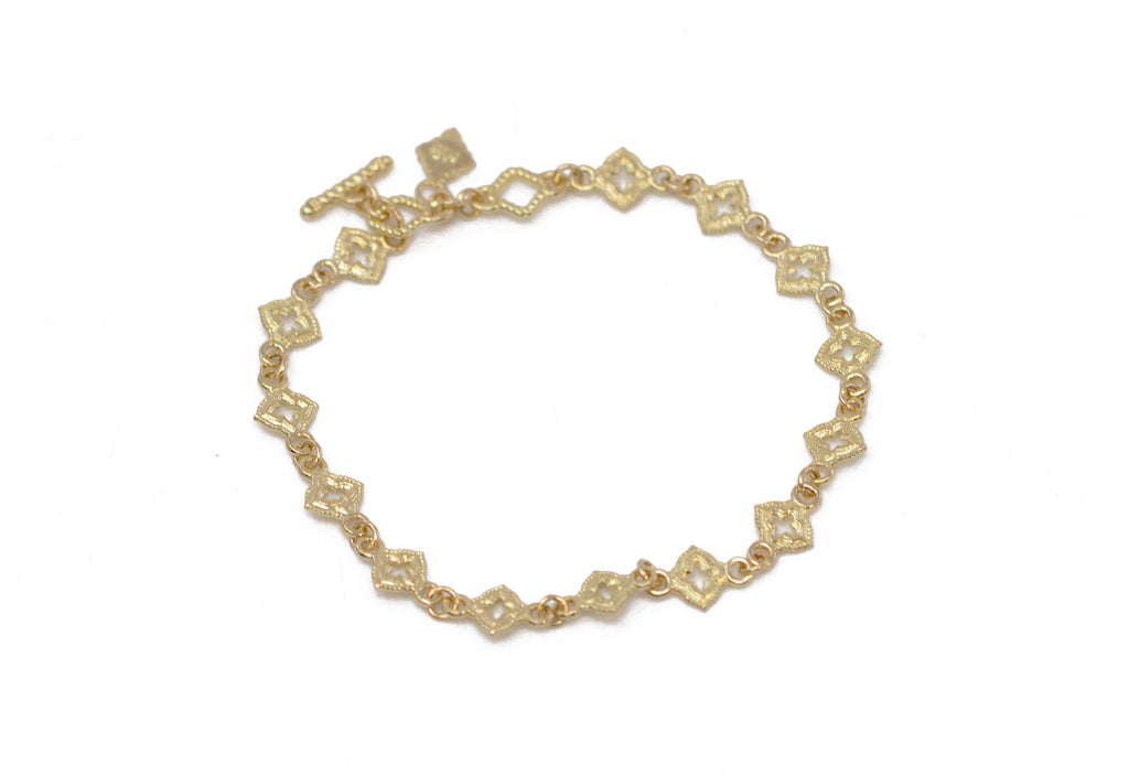 GOLD OPEN SCROLL CHAIN BRACELET – Armenta Collection