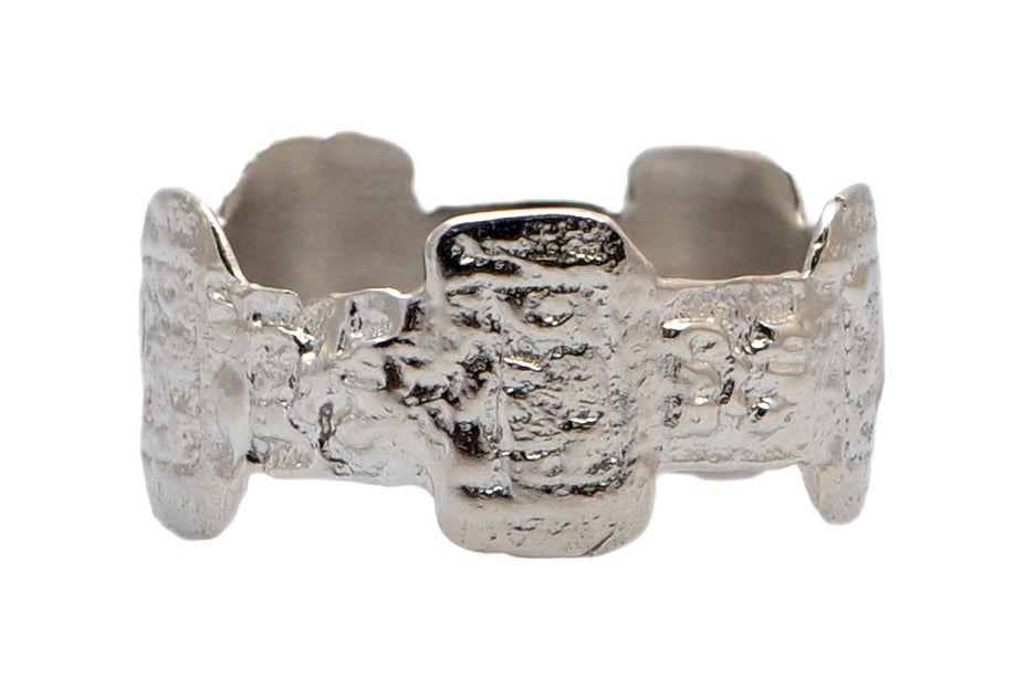 Carved Artifact Wide Band Ring – Armenta Collection